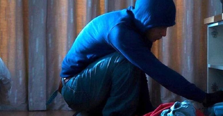 Grabiti 10 milionë lekë në një banesë, arrestohet i riu nga Fieri
