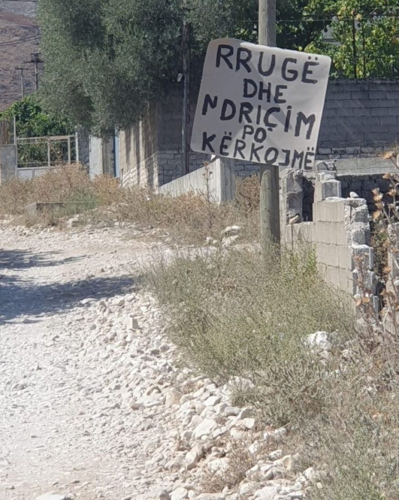 Fieraku kërkonte në 2012 rrugë dhe ndriçim, gjirokastritët në 2020 kanë ...